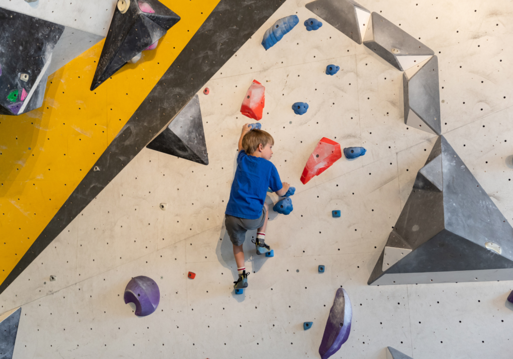 Indoor Bouldering | Schools & Youth Activities | Cumulus Outdoors